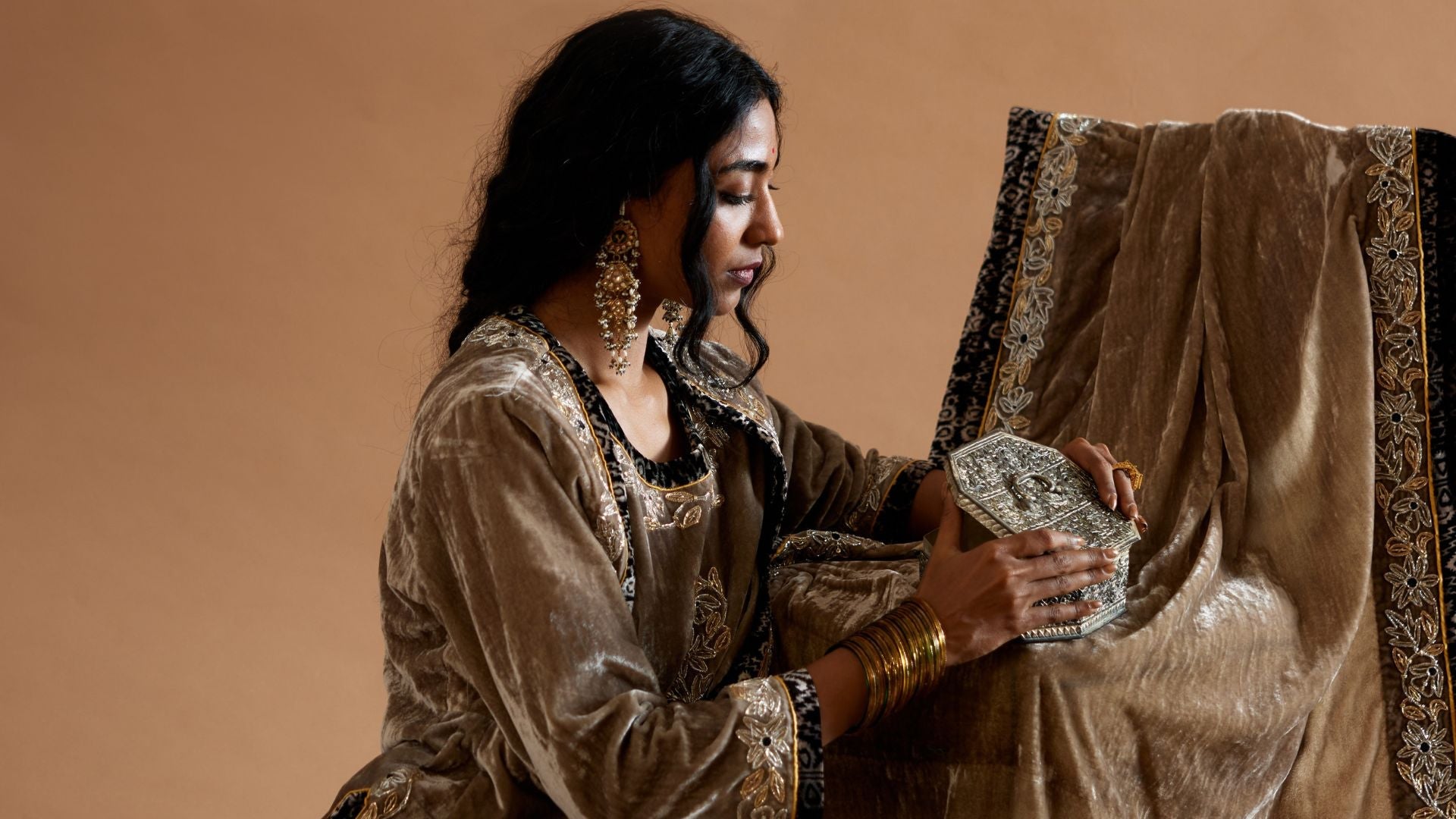 Makhmal – SihaliJageer