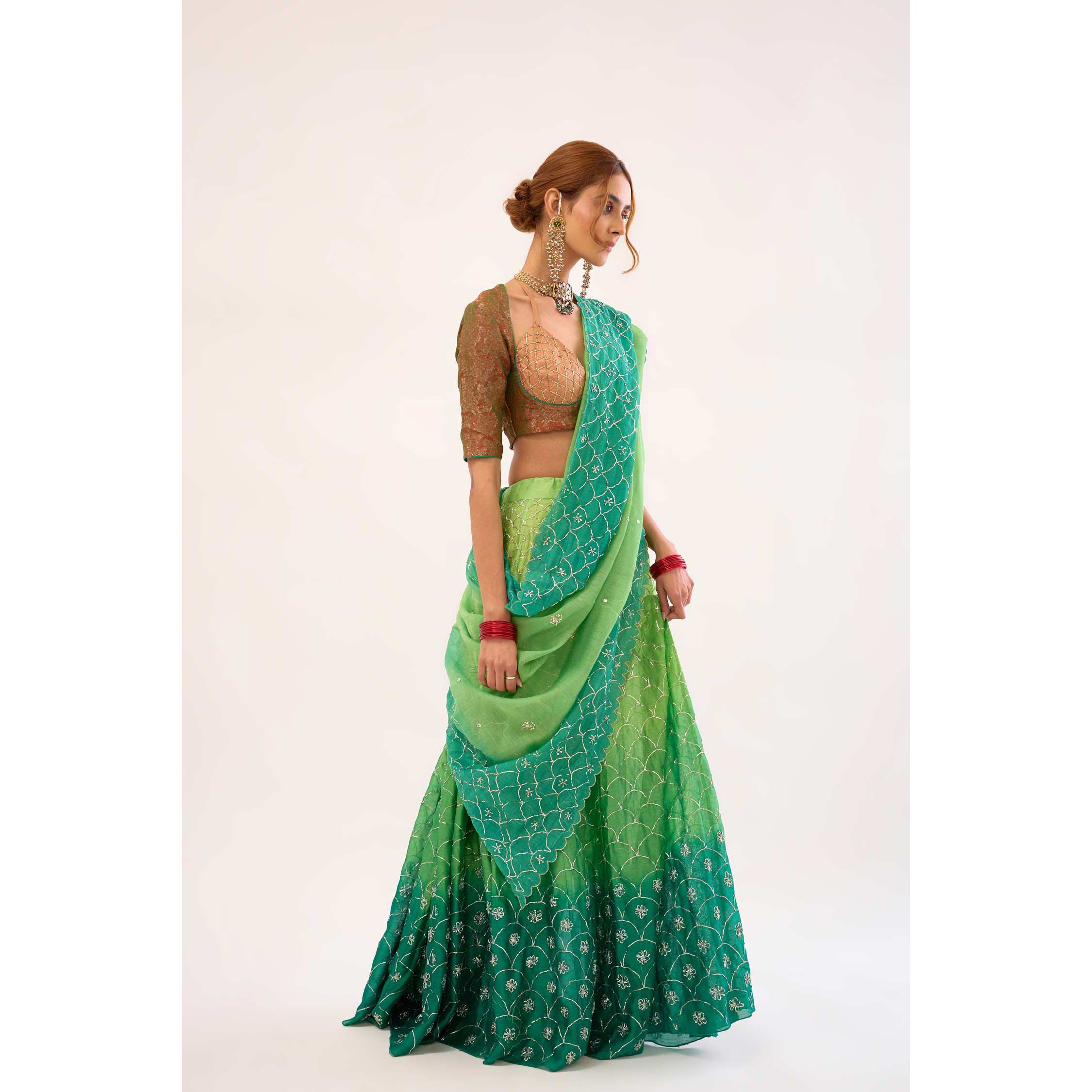 Meenakshi Devi Lehenga Sabz – SihaliJageer